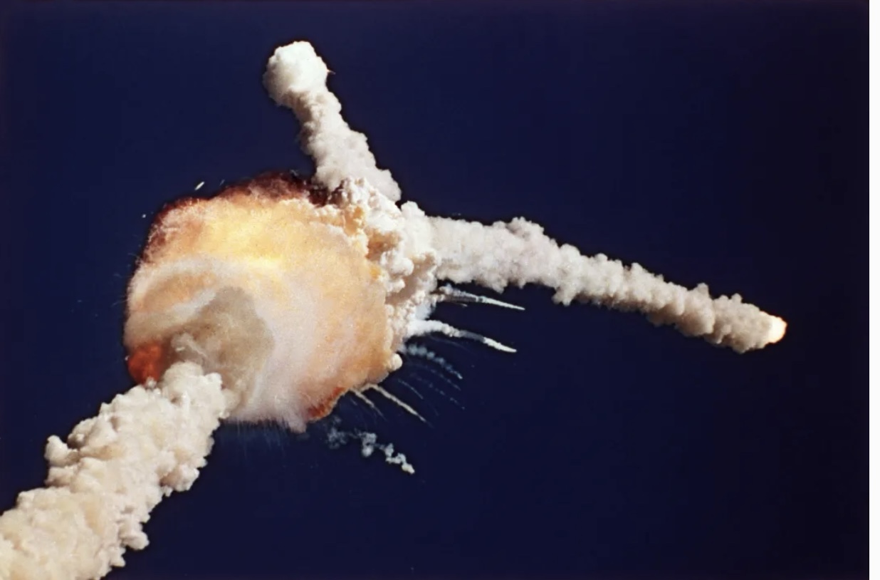 Photographer who captured iconic images of Space Shuttle Challenger ...
