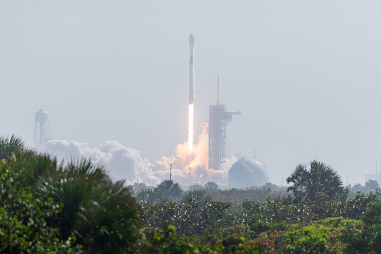 SpaceX Completes Two Launches Within Four Hours from Space Coast - The ...